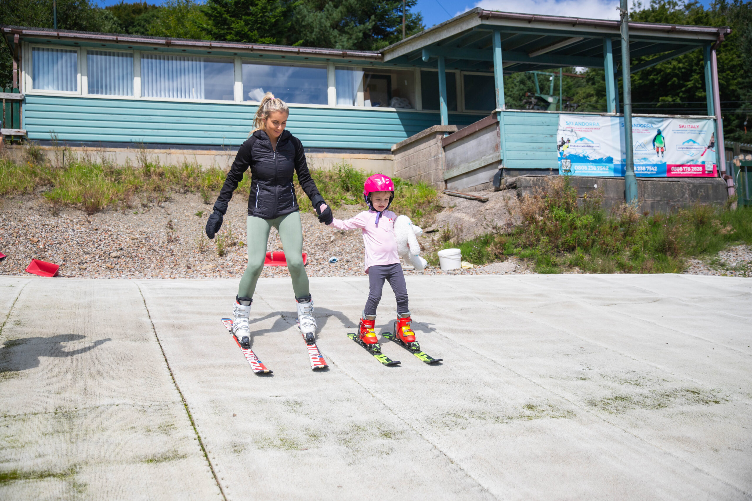 Learn To Ski At The Hill - Ski Rossendale - Visit Rossendale